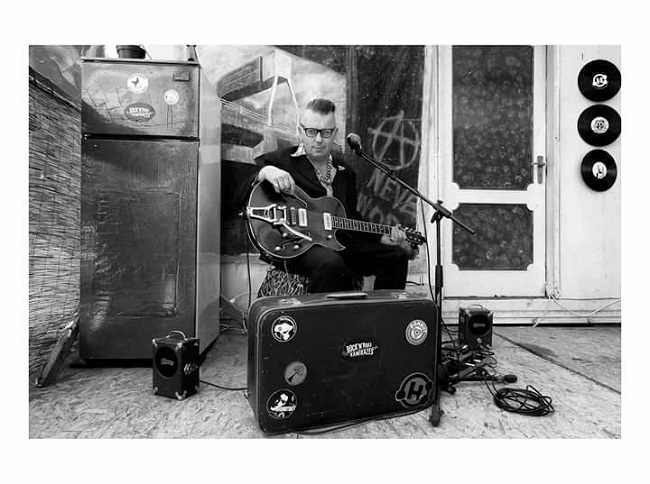 Andy MacFarlane live al Public Enemy de L'Aquila il 2 febbraio