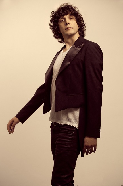 Ermal Meta live in Abruzzo, il 25 agosto sarà a Chieti