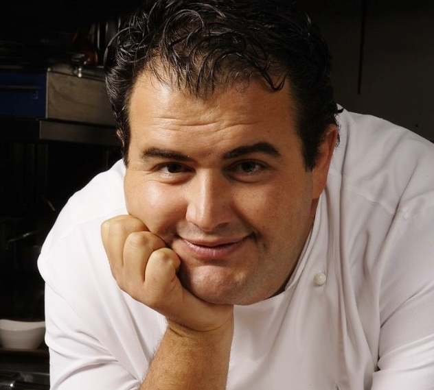 Lo chef stellato Gennaro Esposito al Cafè Les Paillotes