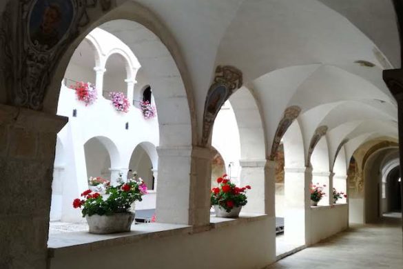 Francavilla, al Museo Michetti la mostra "Donne : Profumo di Speranza"