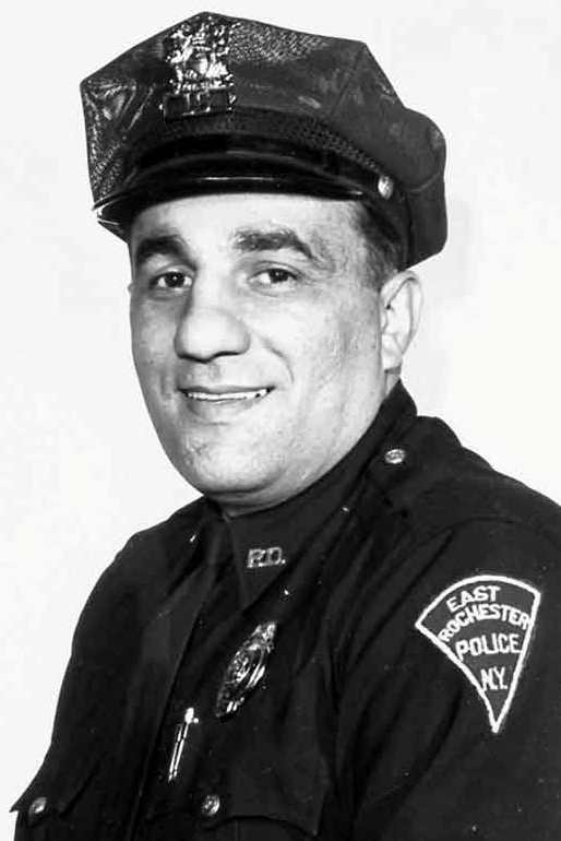 Floyd Di Risio coraggioso poliziotto negli Stati Uniti