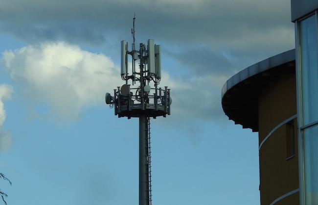 L'Aquila, connettività fixed wireless a 60GHz su Cambium Networks