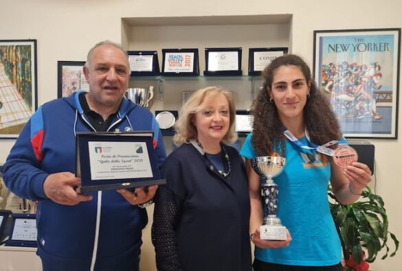 Francesca Del Pozzo dell'Alberghiero De Cecco campionessa di Windsurf