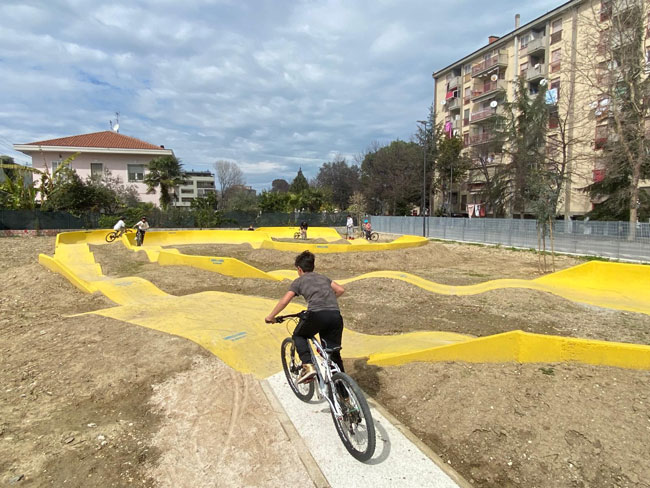 Inaugurata la pista di pump track al quartiere Zanni a Pescara [FOTO]